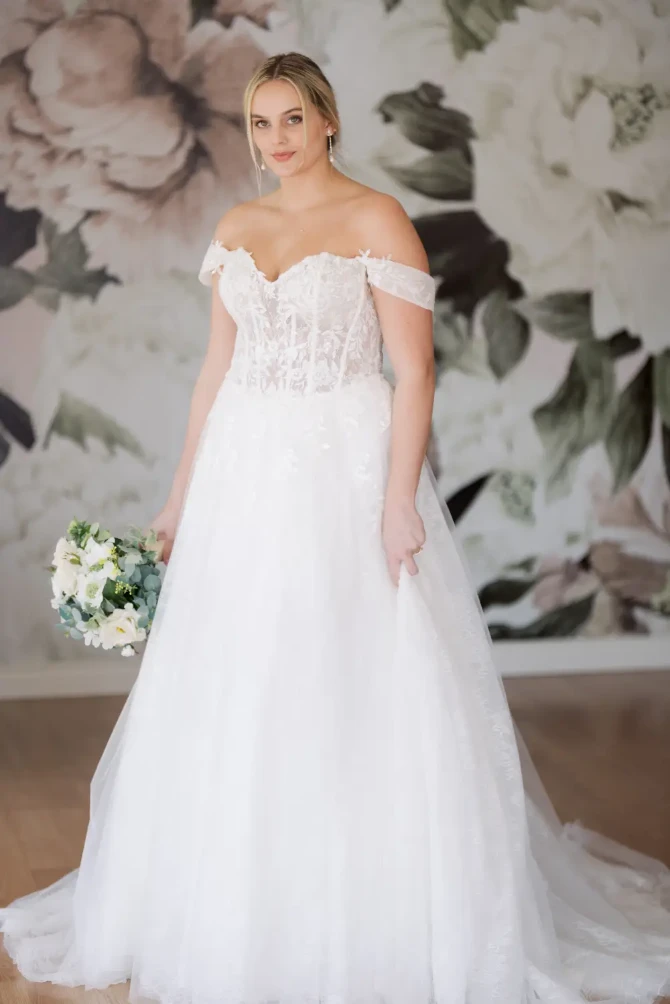 Off the Shoulder Lace Wedding Dress